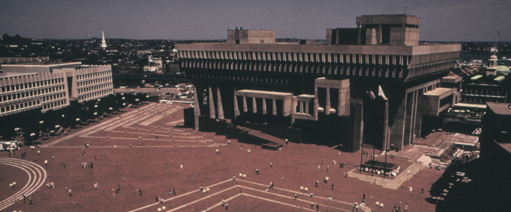 CityHallPlaza_Boston_1973 – Instituto Universitario de Urbanística